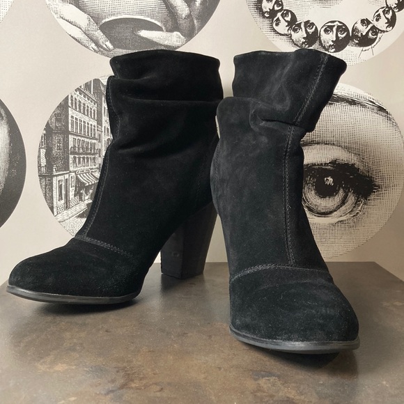 Shoes | Eva Zoe Slouchy Black Suede Boot Sz 9 | Poshmark